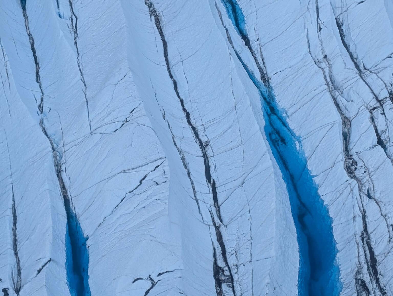 Glacier Hut | Blue Ice Aviation