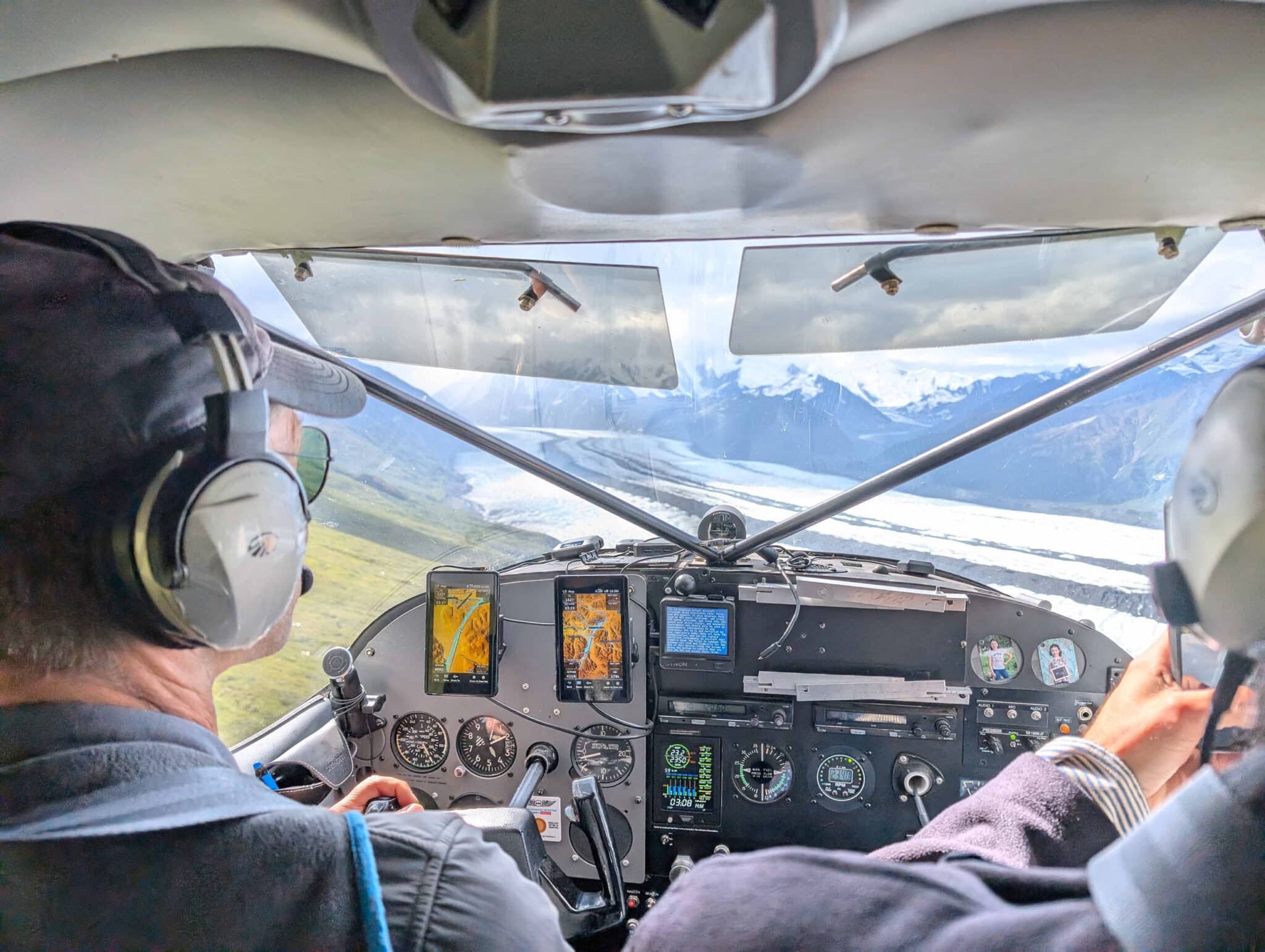 Glacier Hut | Blue Ice Aviation